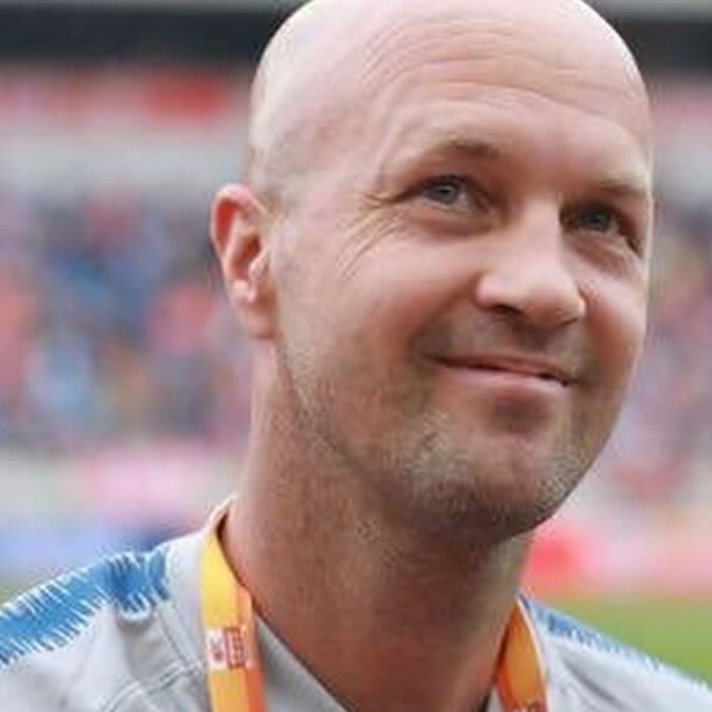 Jordi Cruyff es candidato para dirigir a Ecuador | lavinotinto.com Jordi Cruyff es candidato para dirigir a Ecuador | lavinotinto.com